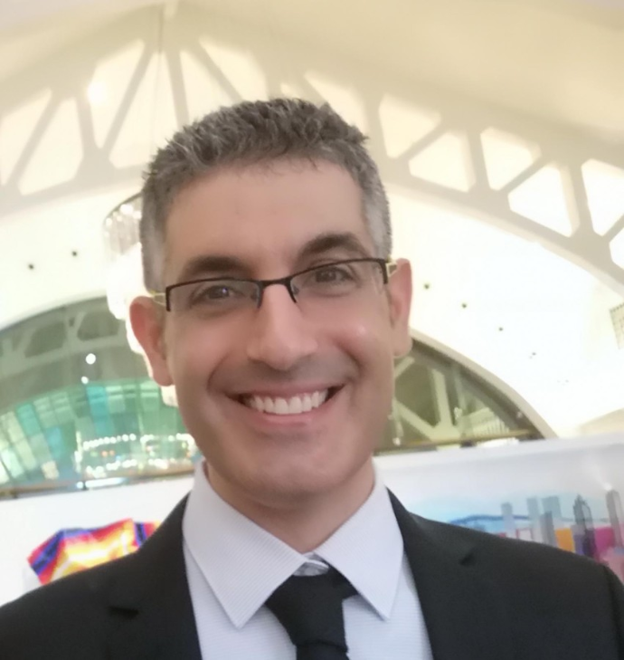 About – Lior Shalom